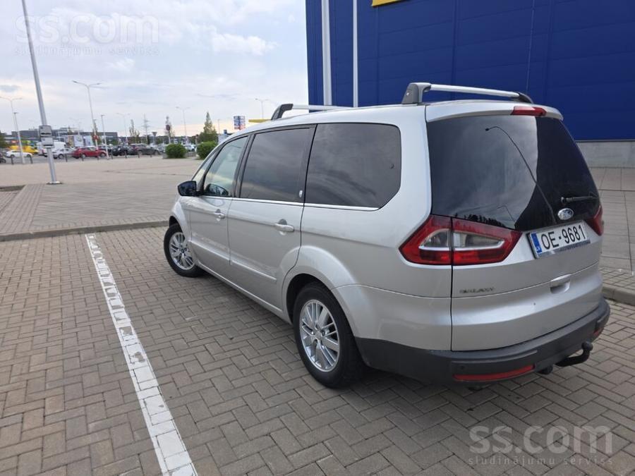 Grey Ford Galaxy 2008 in Riga, with an engine capacity of 2.00 L and mileage of 274 thousand km for 3900 €, photo 4 on AUTOMOTO.COM.LV