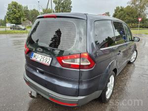 Pelēks Ford Galaxy 2008 Rīga, ar dzinēja tilpumu 2.00 L un nobraukumu 372 tūkst. km par 3000 €, foto 6 vietnē AUTOMOTO.COM.LV