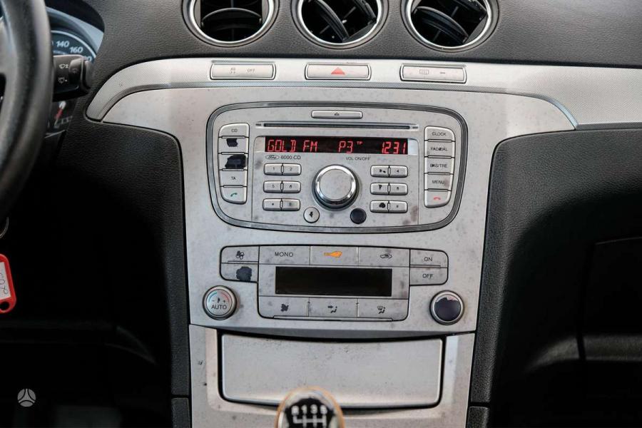 Grey Ford Galaxy 2008 in Kaunas, with an engine capacity of 2.00 L and mileage of 500 thousand km for 990 €, photo 11 on AUTOMOTO.COM.LV