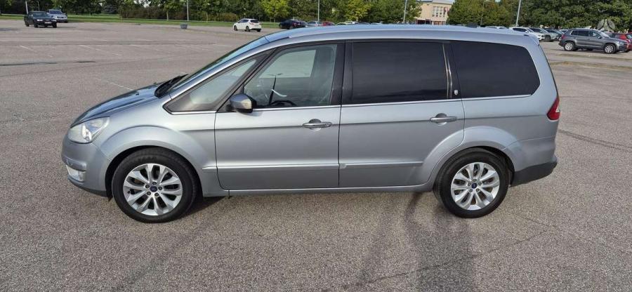 Grey Ford Galaxy 2008 in Kaunas, with an engine capacity of 2.00 L and mileage of 390 thousand km for 3800 €, photo 3 on AUTOMOTO.COM.LV