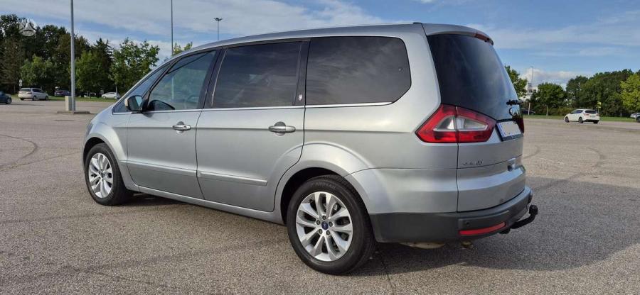 Grey Ford Galaxy 2008 in Kaunas, with an engine capacity of 2.00 L and mileage of 390 thousand km for 3800 €, photo 4 on AUTOMOTO.COM.LV