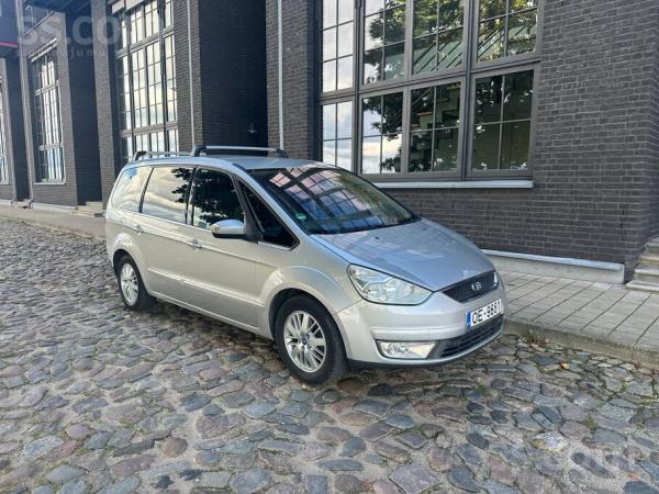 Ford Galaxy 2008 Rīga vietnē Pelēks Ford Galaxy 2008 Rīga, ar dzinēja tilpumu 2.00 L un nobraukumu 274 tūkst. km par 3900 €, foto 1 vietnē AUTOMOTO.COM.LV