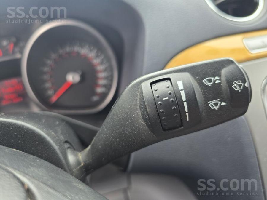Pelēks Ford Galaxy 2008 Rīga, ar dzinēja tilpumu 2.00 L un nobraukumu 0 tūkst. km par 1600 €, foto 12 vietnē AUTOMOTO.COM.LV
