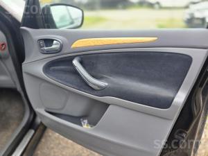 Pelēks Ford Galaxy 2008 Rīga, ar dzinēja tilpumu 2.00 L un nobraukumu 0 tūkst. km par 1600 €, foto 14 vietnē AUTOMOTO.COM.LV