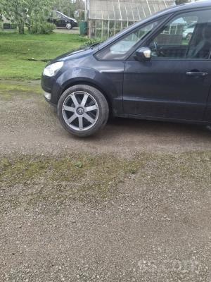 Grey Ford Galaxy 2008 in Jelgava, with an engine capacity of 2.00 L and mileage of 342 thousand km for 2890 €, photo 7 on AUTOMOTO.COM.LV