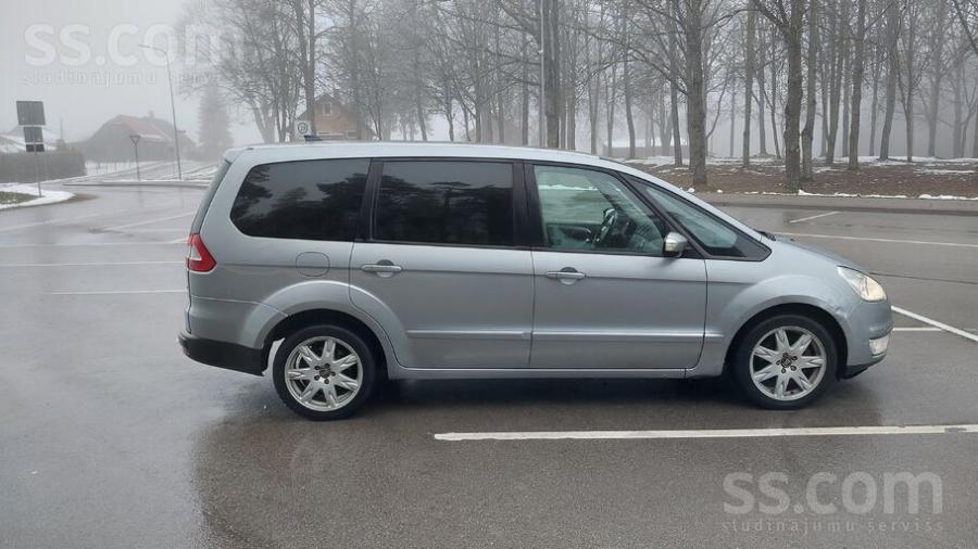 Grey Ford Galaxy 2009 in Aluksne, with an engine capacity of 1.80 L and mileage of 0 thousand km for 1900 €, photo 10 on AUTOMOTO.COM.LV