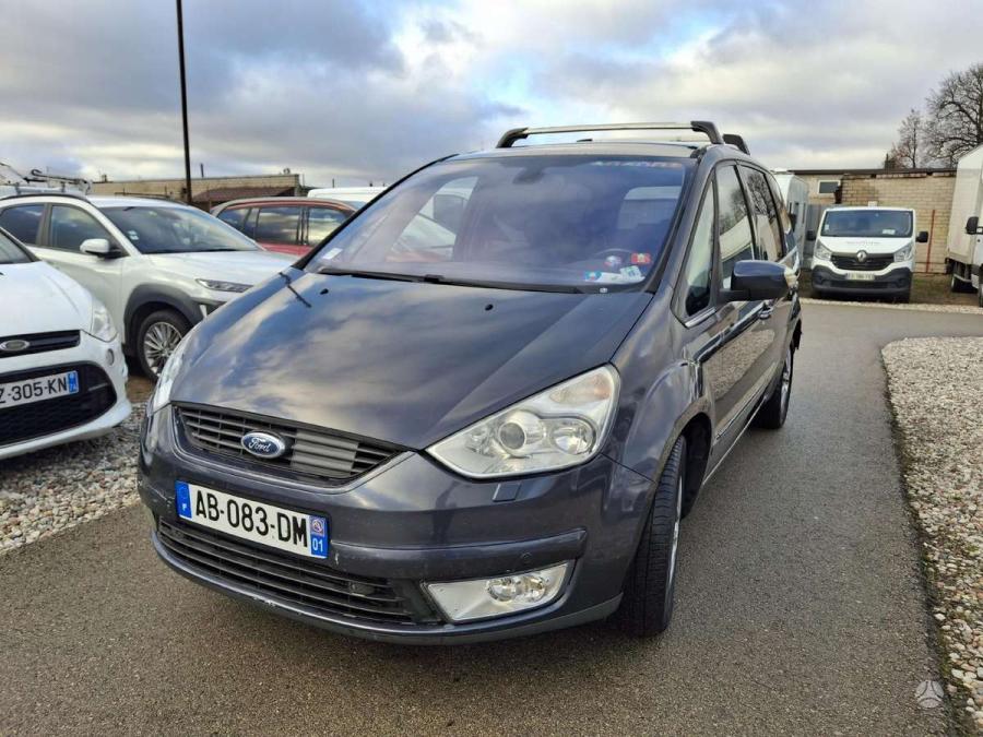 Pelēks Ford Galaxy 2009 Tauragė, ar dzinēja tilpumu 2.00 L un nobraukumu 286 tūkst. km par 3200 €, foto 1 vietnē AUTOMOTO.COM.LV