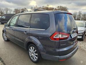 Pelēks Ford Galaxy 2009 Tauragė, ar dzinēja tilpumu 2.00 L un nobraukumu 286 tūkst. km par 3200 €, foto 4 vietnē AUTOMOTO.COM.LV