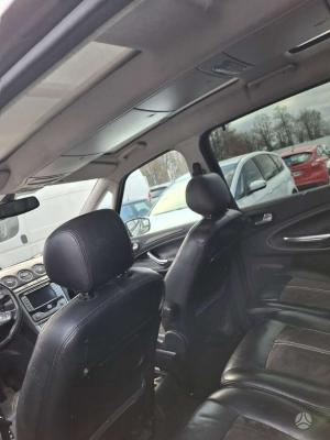 Pelēks Ford Galaxy 2009 Tauragė, ar dzinēja tilpumu 2.00 L un nobraukumu 286 tūkst. km par 3200 €, foto 13 vietnē AUTOMOTO.COM.LV