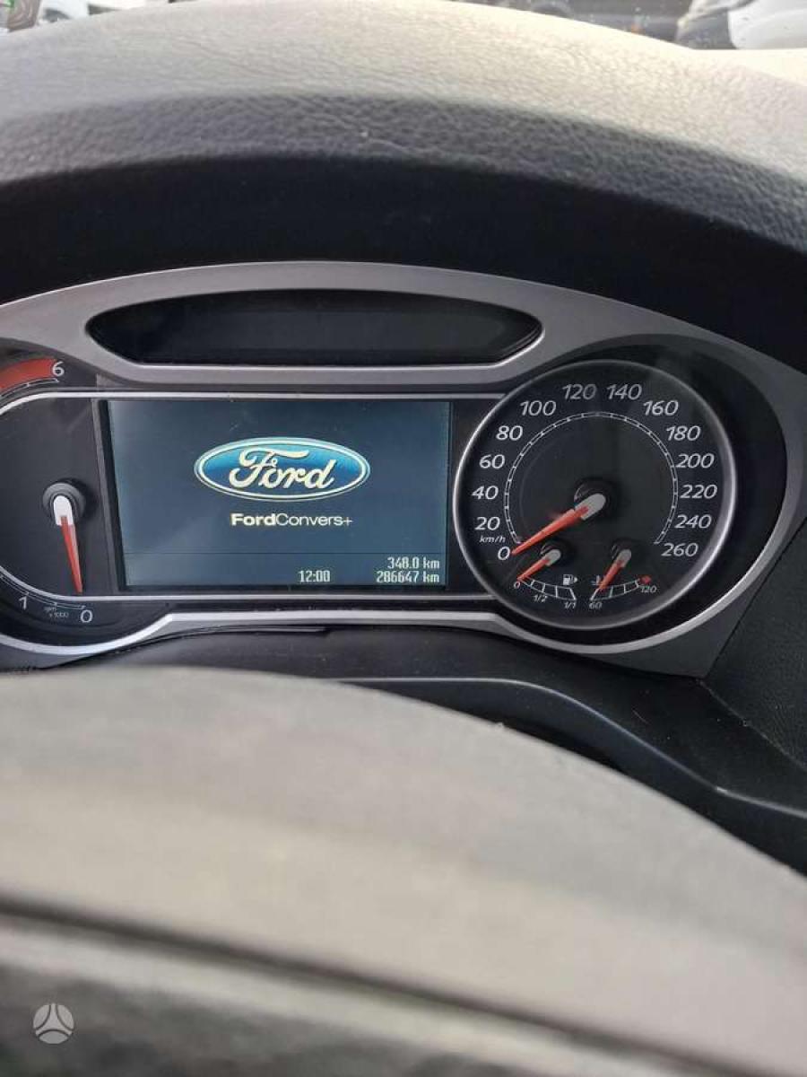 Pelēks Ford Galaxy 2009 Tauragė, ar dzinēja tilpumu 2.00 L un nobraukumu 286 tūkst. km par 3200 €, foto 15 vietnē AUTOMOTO.COM.LV