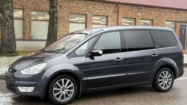 Grey Ford Galaxy 2009 in Panevezys, with an engine capacity of 2.00 L and mileage of 280 thousand km for 4000 €, photo 3 on AUTOMOTO.COM.LV