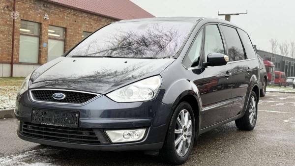 Grey Ford Galaxy 2009 in Panevezys, with an engine capacity of 2.00 L and mileage of 280 thousand km for 4000 €, photo 4 on AUTOMOTO.COM.LV