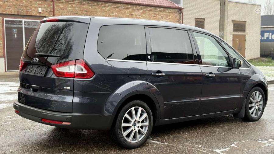 Pelēks Ford Galaxy 2009 Panevēža, ar dzinēja tilpumu 2.00 L un nobraukumu 280 tūkst. km par 4000 €, foto 11 vietnē AUTOMOTO.COM.LV