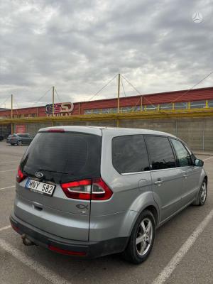Grey Ford Galaxy 2009 in Mazeikiai, with an engine capacity of 2.00 L and mileage of 350 thousand km for 4100 €, photo 4 on AUTOMOTO.COM.LV