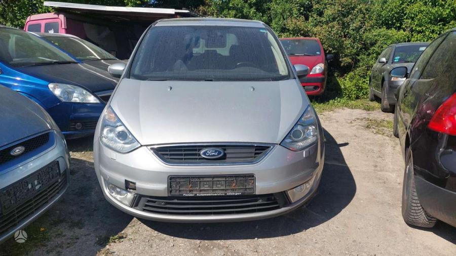 Pelēks Ford Galaxy 2009 Panevēža, ar dzinēja tilpumu 2.00 L un nobraukumu 325 tūkst. km par 4200 €, foto 1 vietnē AUTOMOTO.COM.LV