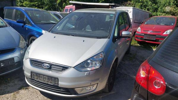 Pelēks Ford Galaxy 2009 Panevēža, ar dzinēja tilpumu 2.00 L un nobraukumu 325 tūkst. km par 4200 €, foto 2 vietnē AUTOMOTO.COM.LV