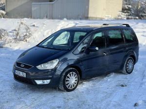 Pelēks Ford Galaxy 2009 Viļņa, ar dzinēja tilpumu 2.00 L un nobraukumu 290 tūkst. km par 2500 €, foto 2 vietnē AUTOMOTO.COM.LV