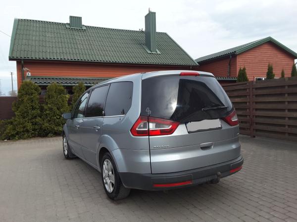 Grey Ford Galaxy 2009 in Kretinga, with an engine capacity of 2.00 L and mileage of 322 thousand km for 3999 €, photo 7 on AUTOMOTO.COM.LV