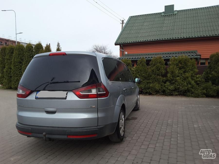 Grey Ford Galaxy 2009 in Kretinga, with an engine capacity of 2.00 L and mileage of 322 thousand km for 3999 €, photo 9 on AUTOMOTO.COM.LV