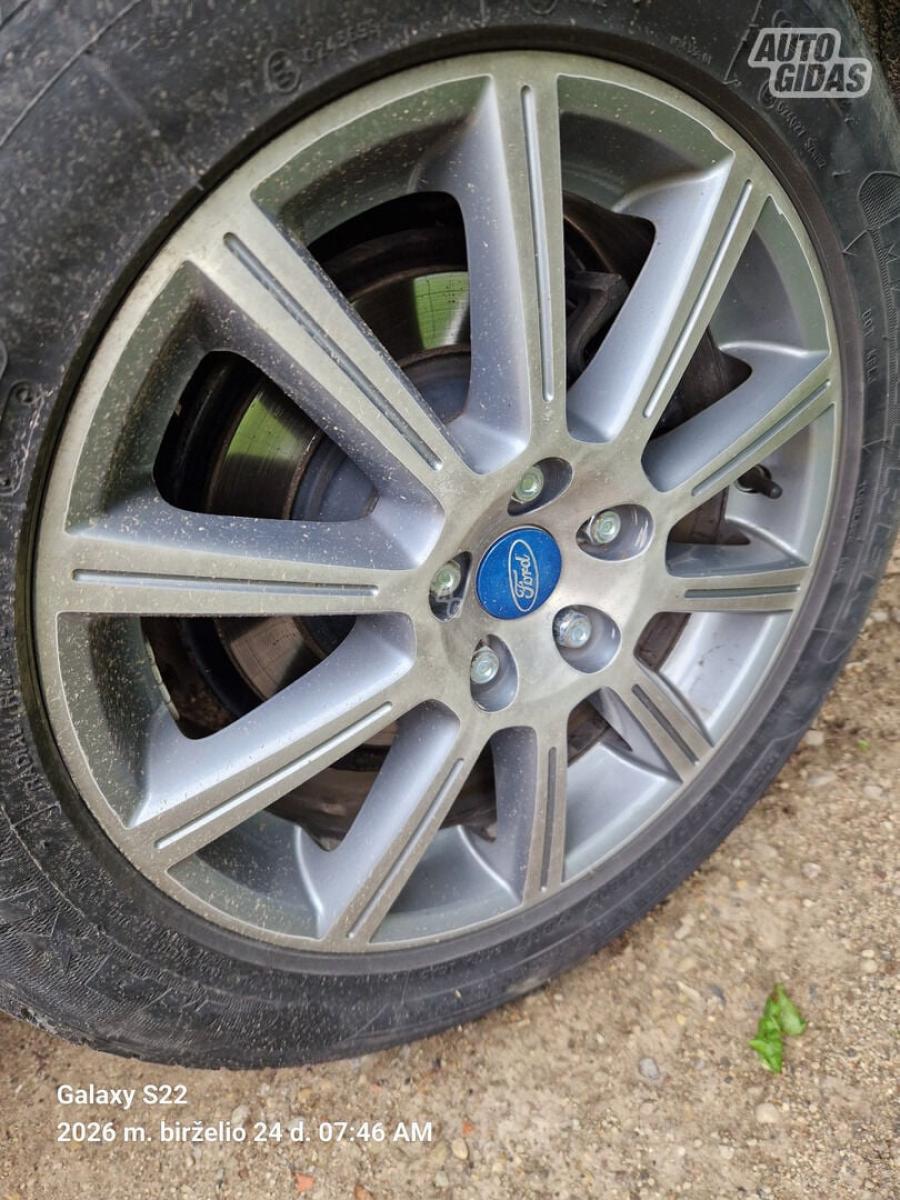 Grey Ford Galaxy 2009 in Joniskis, with an engine capacity of 2.00 L and mileage of 288 thousand km for 4000 €, photo 26 on AUTOMOTO.COM.LV