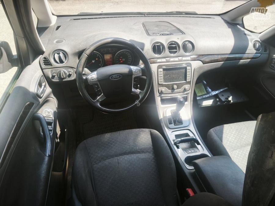 Pelēks Ford Galaxy 2009 Kauņa, ar dzinēja tilpumu 2.00 L un nobraukumu 315 tūkst. km par 999 €, foto 7 vietnē AUTOMOTO.COM.LV