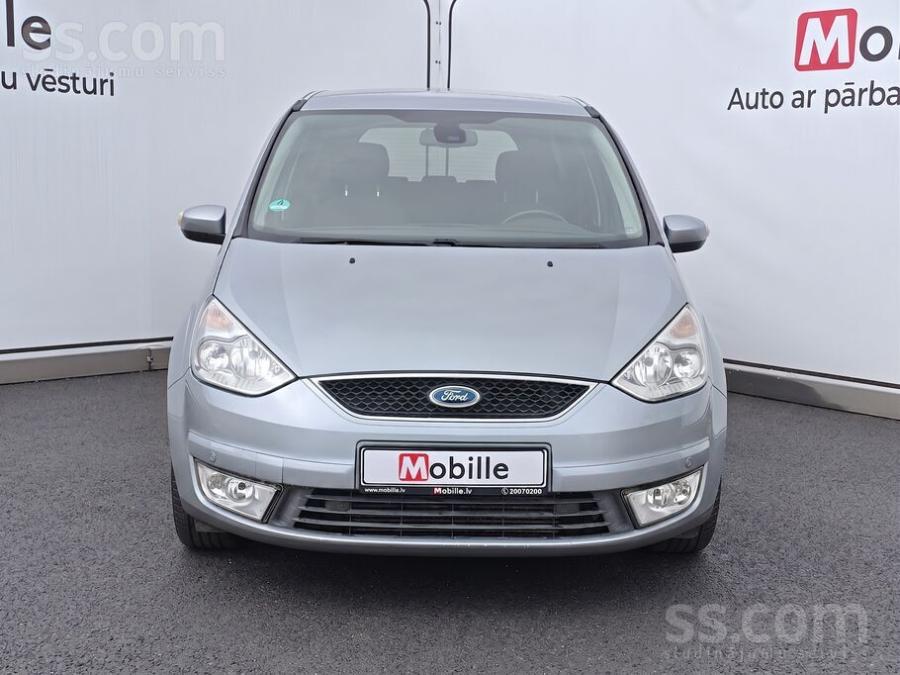 Pelēks Ford Galaxy 2009 Rīga, ar dzinēja tilpumu 2.00 L un nobraukumu 269 tūkst. km par 4950 €, foto 3 vietnē AUTOMOTO.COM.LV