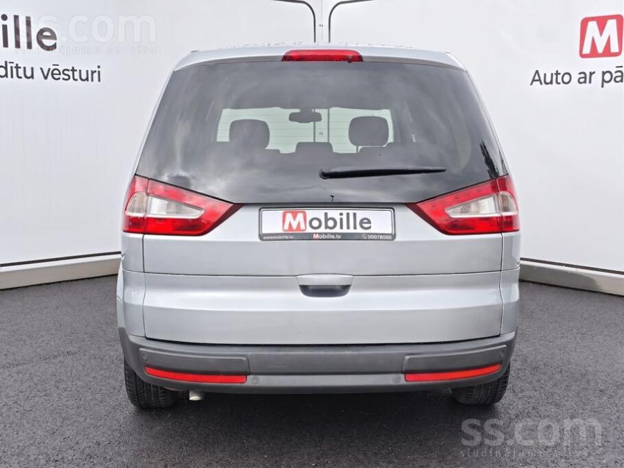 Pelēks Ford Galaxy 2009 Rīga, ar dzinēja tilpumu 2.00 L un nobraukumu 269 tūkst. km par 4950 €, foto 6 vietnē AUTOMOTO.COM.LV