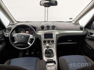 Pelēks Ford Galaxy 2009 Rīga, ar dzinēja tilpumu 2.00 L un nobraukumu 269 tūkst. km par 4950 €, foto 8 vietnē AUTOMOTO.COM.LV