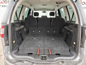 Pelēks Ford Galaxy 2009 Rīga, ar dzinēja tilpumu 2.00 L un nobraukumu 269 tūkst. km par 4950 €, foto 16 vietnē AUTOMOTO.COM.LV