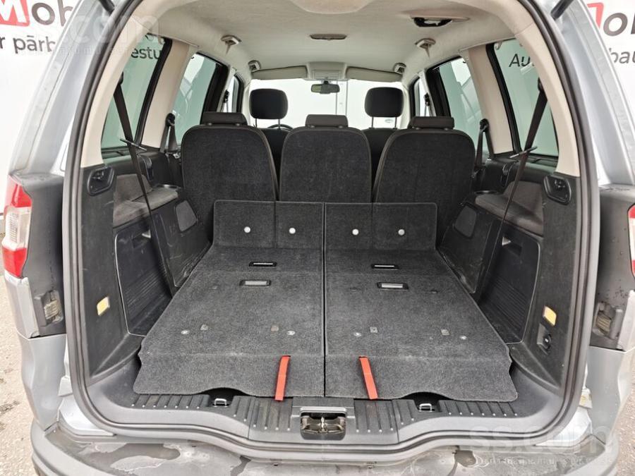 Pelēks Ford Galaxy 2009 Rīga, ar dzinēja tilpumu 2.00 L un nobraukumu 269 tūkst. km par 4950 €, foto 16 vietnē AUTOMOTO.COM.LV