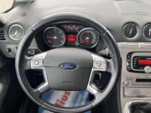 Grey Ford Galaxy 2009 in Utena, with an engine capacity of 2.00 L and mileage of 249 thousand km for 3950 €, photo 10 on AUTOMOTO.COM.LV
