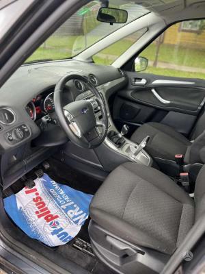 Grey Ford Galaxy 2009 in Utena, with an engine capacity of 2.00 L and mileage of 249 thousand km for 3950 €, photo 12 on AUTOMOTO.COM.LV