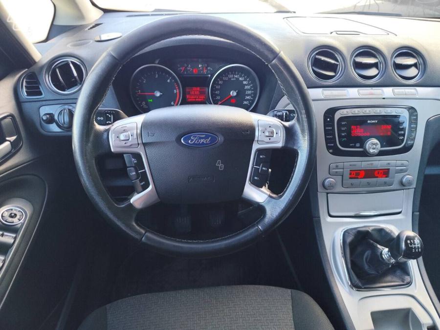 Pelēks Ford Galaxy 2009 Šauļi, ar dzinēja tilpumu 2.00 L un nobraukumu 228 tūkst. km par 4200 €, foto 11 vietnē AUTOMOTO.COM.LV