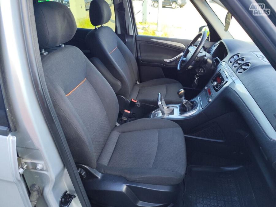Pelēks Ford Galaxy 2009 Šauļi, ar dzinēja tilpumu 2.00 L un nobraukumu 228 tūkst. km par 4200 €, foto 14 vietnē AUTOMOTO.COM.LV