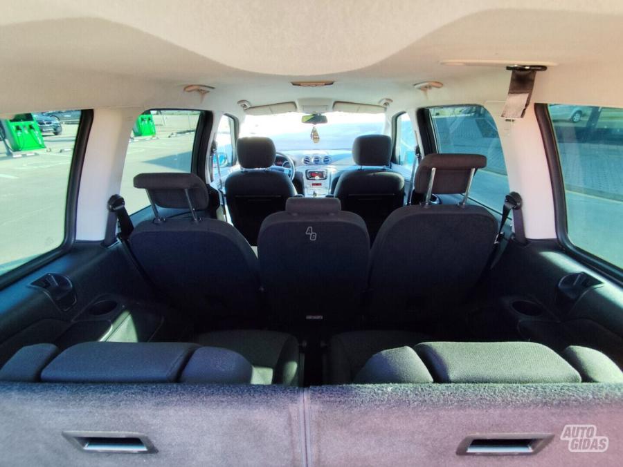 Pelēks Ford Galaxy 2009 Šauļi, ar dzinēja tilpumu 2.00 L un nobraukumu 228 tūkst. km par 4200 €, foto 21 vietnē AUTOMOTO.COM.LV