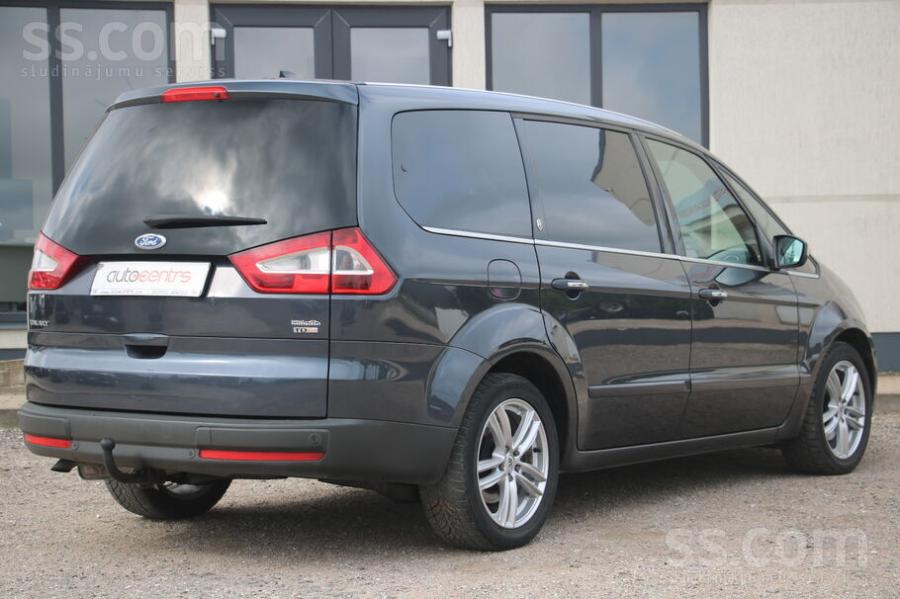 Grey Ford Galaxy 2009 in Tukums, with an engine capacity of 1.80 L and mileage of 256 thousand km for 6200 €, photo 5 on AUTOMOTO.COM.LV