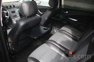 Grey Ford Galaxy 2009 in Tukums, with an engine capacity of 1.80 L and mileage of 256 thousand km for 6200 €, photo 13 on AUTOMOTO.COM.LV