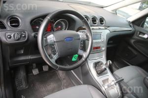 Grey Ford Galaxy 2009 in Tukums, with an engine capacity of 1.80 L and mileage of 256 thousand km for 6200 €, photo 17 on AUTOMOTO.COM.LV
