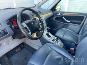 Pelēks Ford Galaxy 2009 Rīga, ar dzinēja tilpumu 2.00 L un nobraukumu 297 tūkst. km par 2500 €, foto 8 vietnē AUTOMOTO.COM.LV