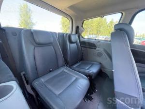 Pelēks Ford Galaxy 2009 Rīga, ar dzinēja tilpumu 2.00 L un nobraukumu 297 tūkst. km par 2500 €, foto 11 vietnē AUTOMOTO.COM.LV