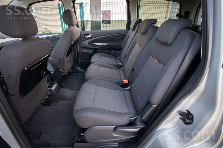 Pelēks Ford Galaxy 2009 Tukums, ar dzinēja tilpumu 2.00 L un nobraukumu 0 tūkst. km par 4490 €, foto 12 vietnē AUTOMOTO.COM.LV