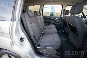 Pelēks Ford Galaxy 2009 Tukums, ar dzinēja tilpumu 2.00 L un nobraukumu 0 tūkst. km par 4490 €, foto 13 vietnē AUTOMOTO.COM.LV