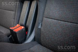 Pelēks Ford Galaxy 2009 Tukums, ar dzinēja tilpumu 2.00 L un nobraukumu 0 tūkst. km par 4490 €, foto 14 vietnē AUTOMOTO.COM.LV