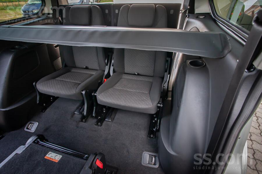 Pelēks Ford Galaxy 2009 Tukums, ar dzinēja tilpumu 2.00 L un nobraukumu 0 tūkst. km par 4490 €, foto 16 vietnē AUTOMOTO.COM.LV