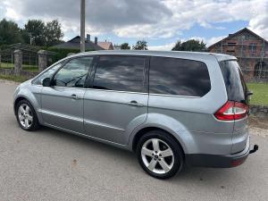 Grey Ford Galaxy 2009 in Panevezys, with an engine capacity of 2.00 L and mileage of 318 thousand km for 3850 €, photo 4 on AUTOMOTO.COM.LV