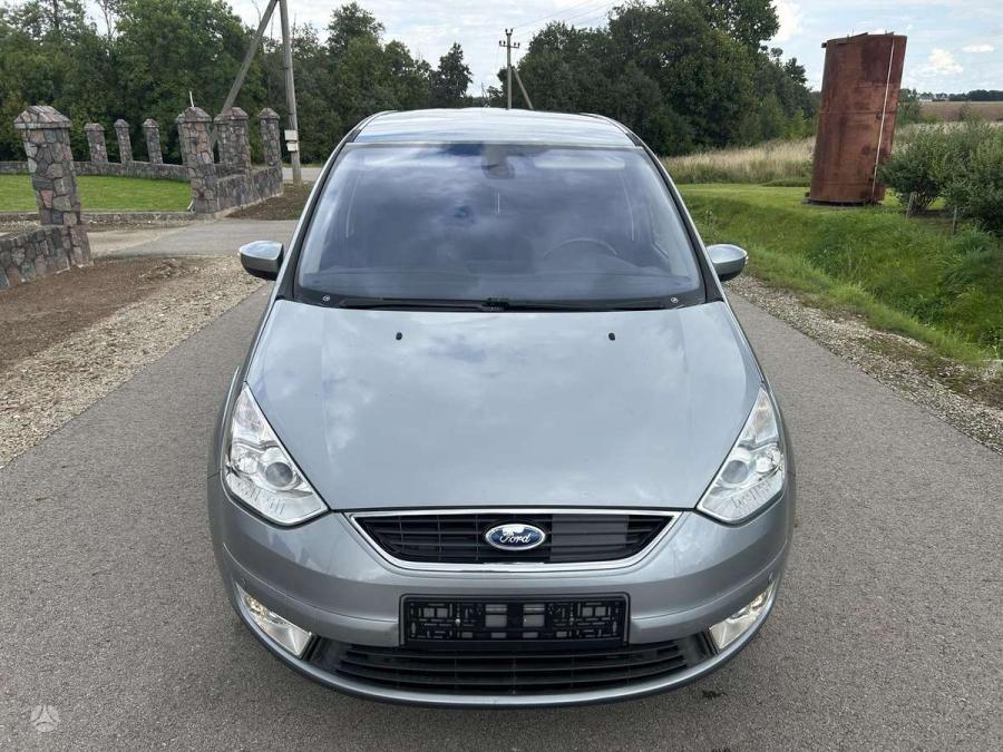 Grey Ford Galaxy 2009 in Panevezys, with an engine capacity of 2.00 L and mileage of 318 thousand km for 3850 €, photo 11 on AUTOMOTO.COM.LV