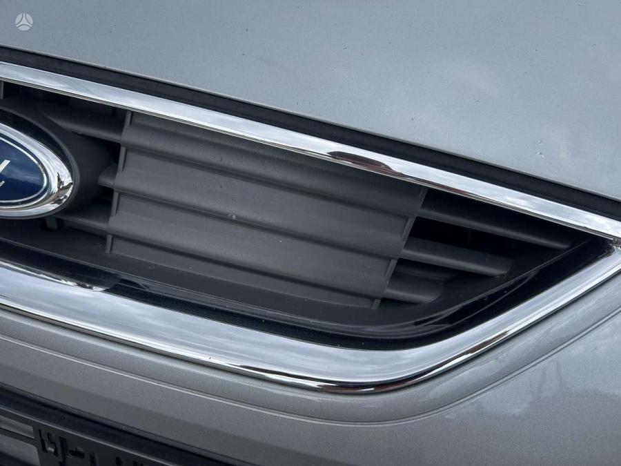 Grey Ford Galaxy 2009 in Panevezys, with an engine capacity of 2.00 L and mileage of 318 thousand km for 3850 €, photo 12 on AUTOMOTO.COM.LV