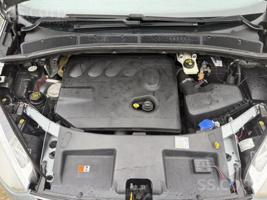 Pelēks Ford Galaxy 2009 Rēzekne, ar dzinēja tilpumu 2.00 L un nobraukumu 0 tūkst. km par 4250 €, foto 14 vietnē AUTOMOTO.COM.LV