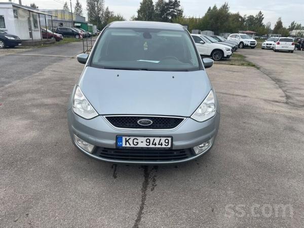 Ford Galaxy 2009 Rīga vietnē Pelēks Ford Galaxy 2009 Rīga, ar dzinēja tilpumu 2.00 L un nobraukumu 0 tūkst. km par 3499 €, foto 3 vietnē AUTOMOTO.COM.LV
