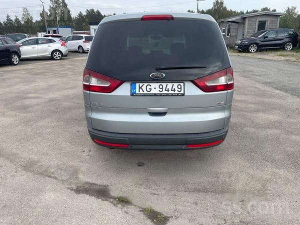 Ford Galaxy 2009 Rīga vietnē Pelēks Ford Galaxy 2009 Rīga, ar dzinēja tilpumu 2.00 L un nobraukumu 0 tūkst. km par 3499 €, foto 8 vietnē AUTOMOTO.COM.LV